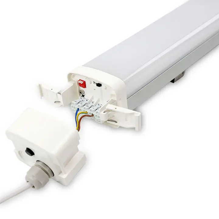 High CRI 80Ra LED Triproof Light IP65 Aluminum Alloy+PC Material